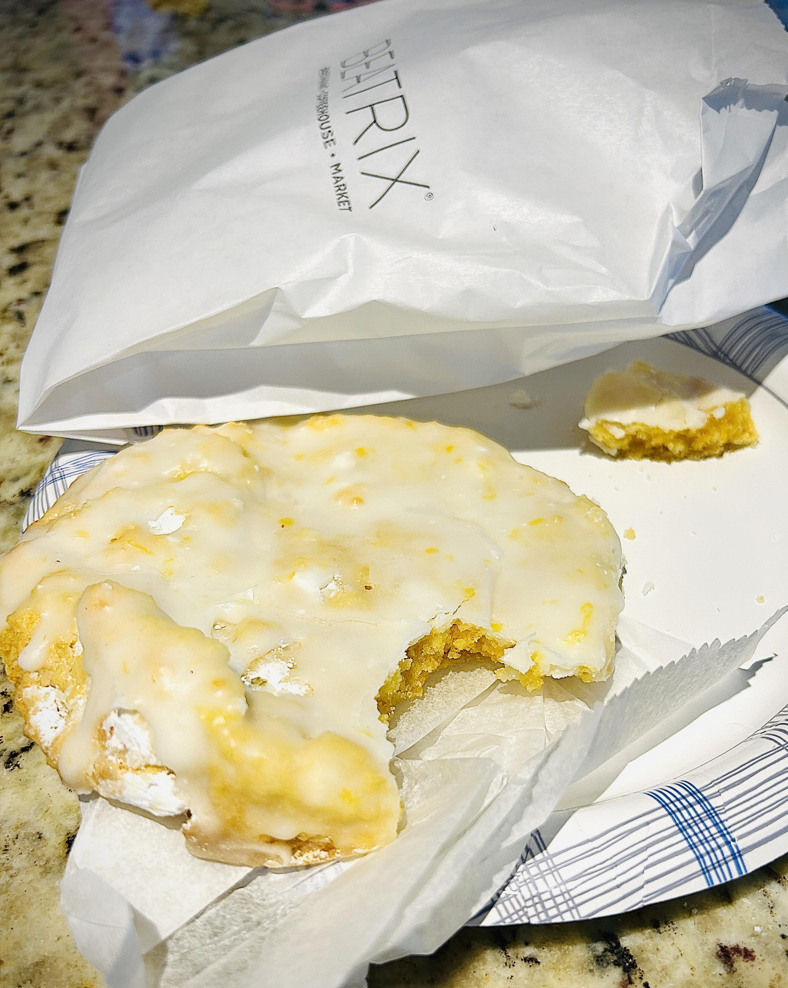 Beatrix, Lemon Cookie - Dining and Cooking