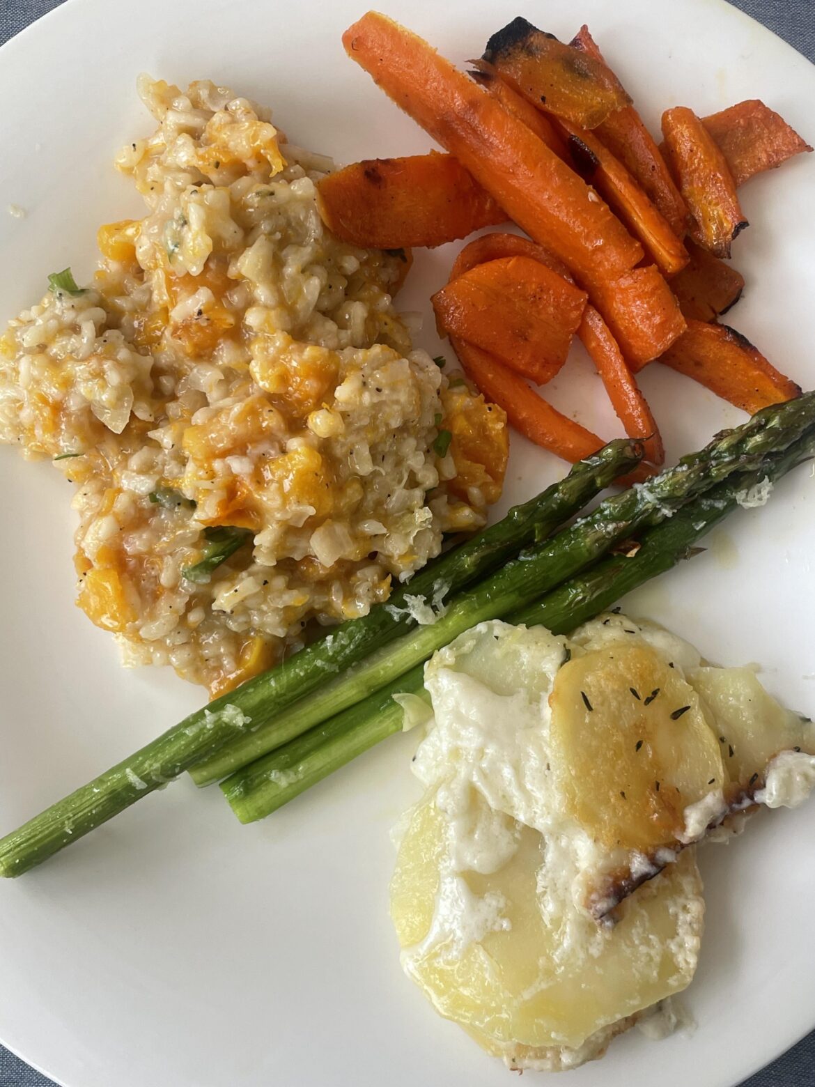 Easter plate was pretty - Dining and Cooking