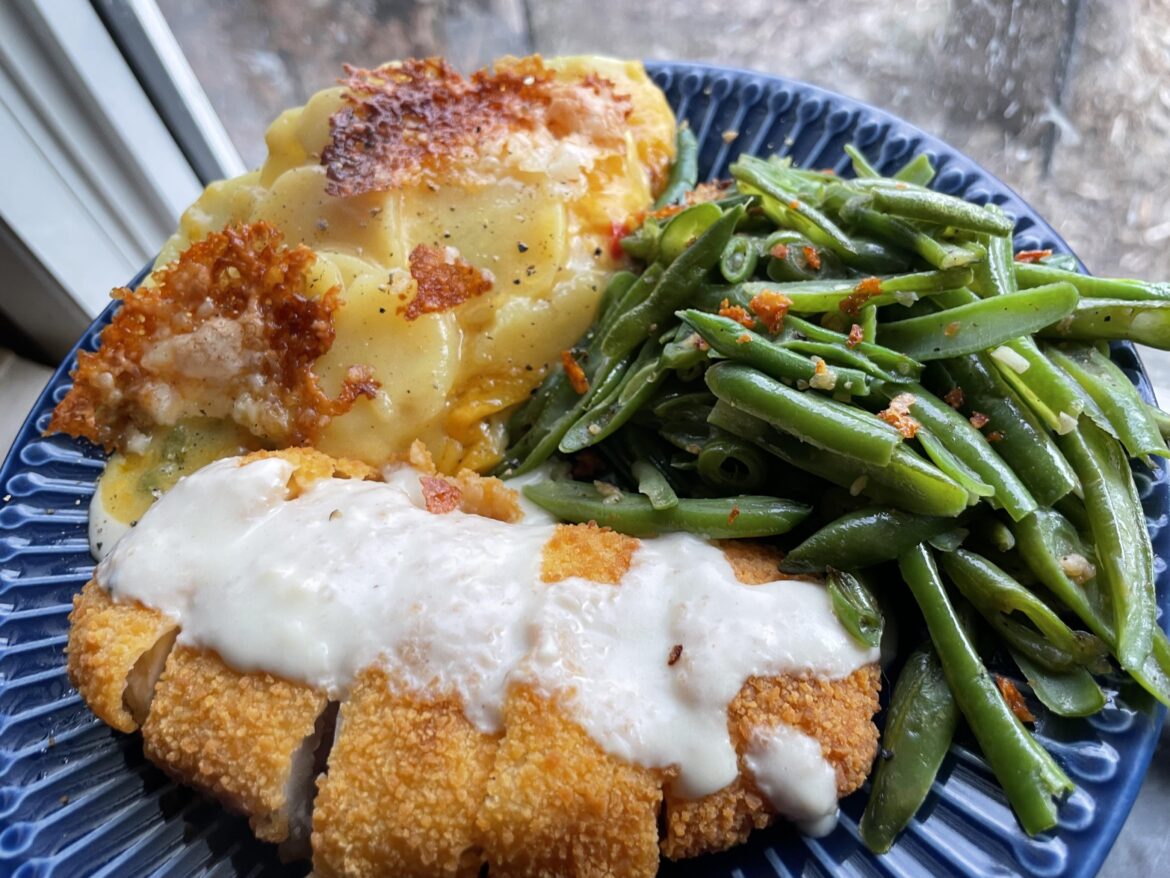 "chicken cordon bleu" with garlic beans and scalped potatoes - Dining ...