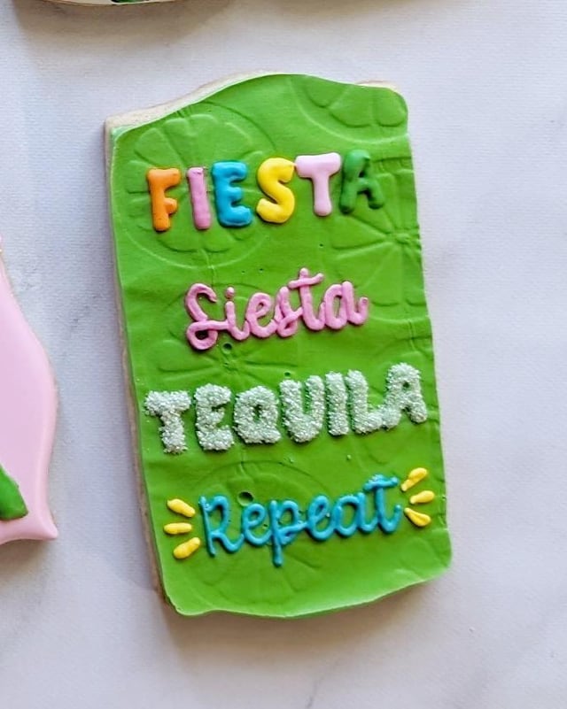 "Last Fiesta" Bachelorette Cookies 🌵 - Dining and Cooking