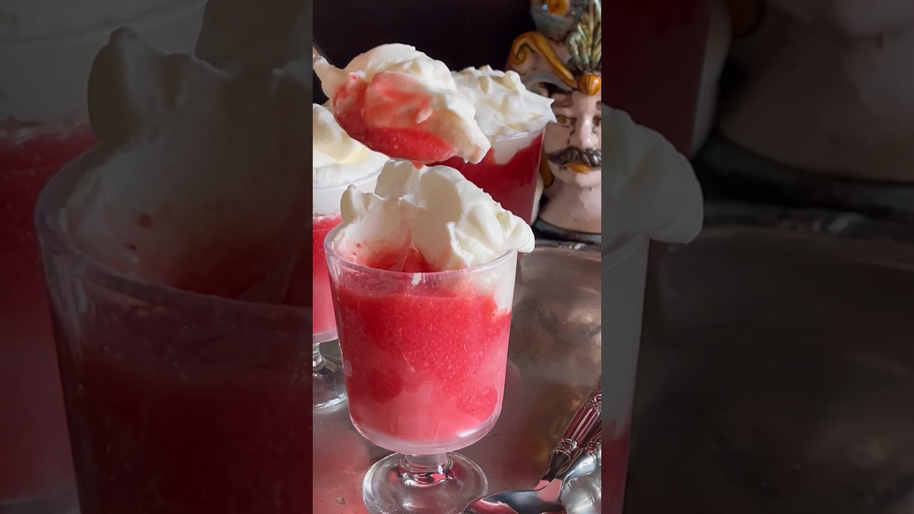 Siciliani creativi - Granita siciliana di fragole (cremolata messinese ...