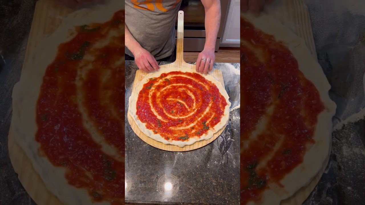 How to stretch pizza dough out to 16 inches #pizza #newyorkpizza # ...