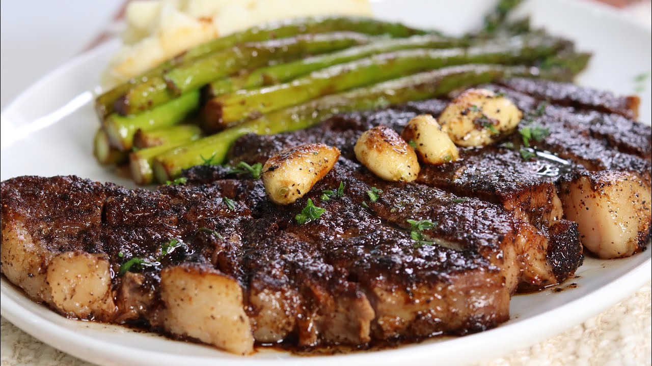 Garlic Butter Steak| Easy Steak Recipe | Father's Day Dinner Idea ...