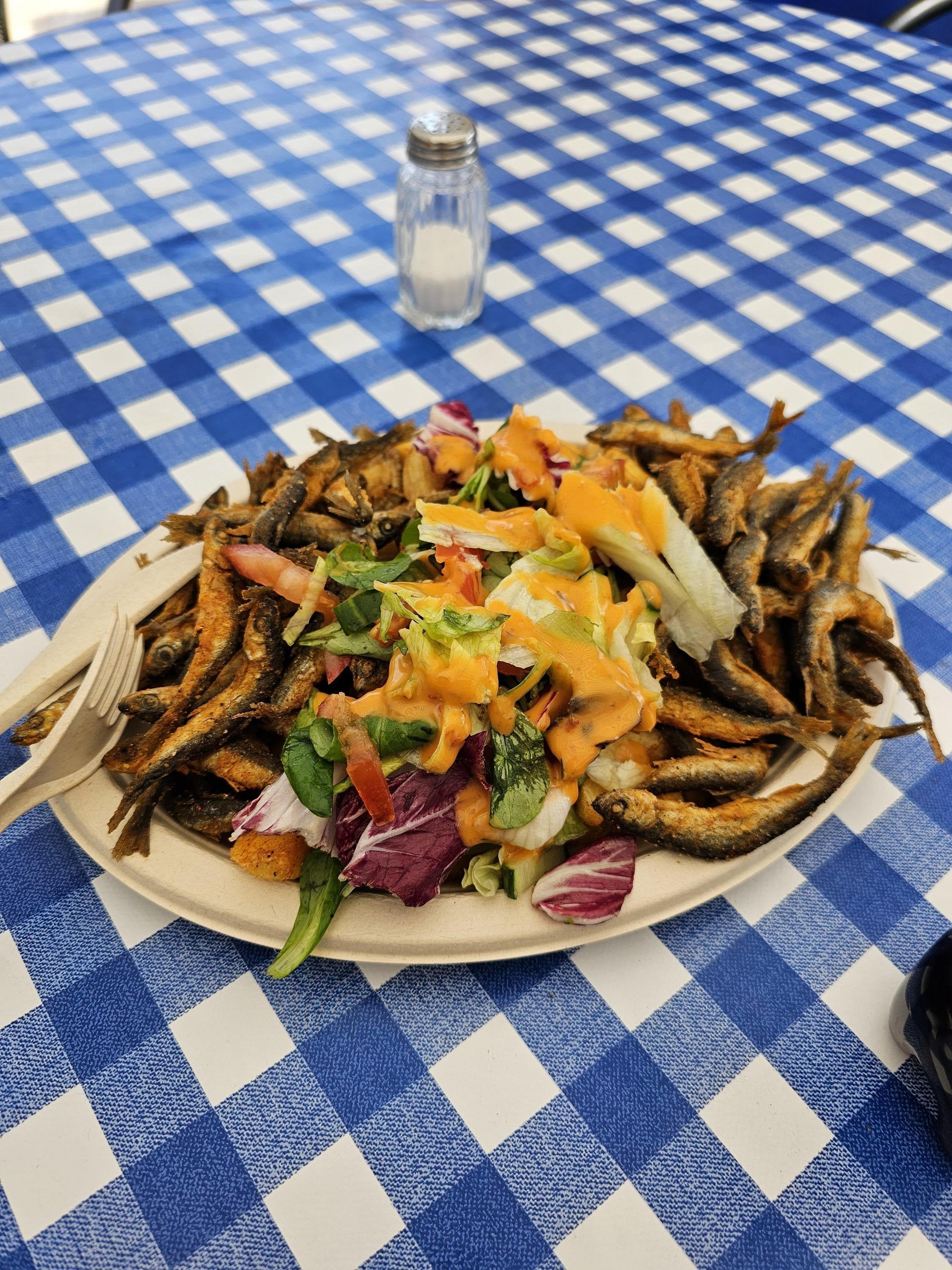 Ain't no summer without fried vendace - Dining and Cooking