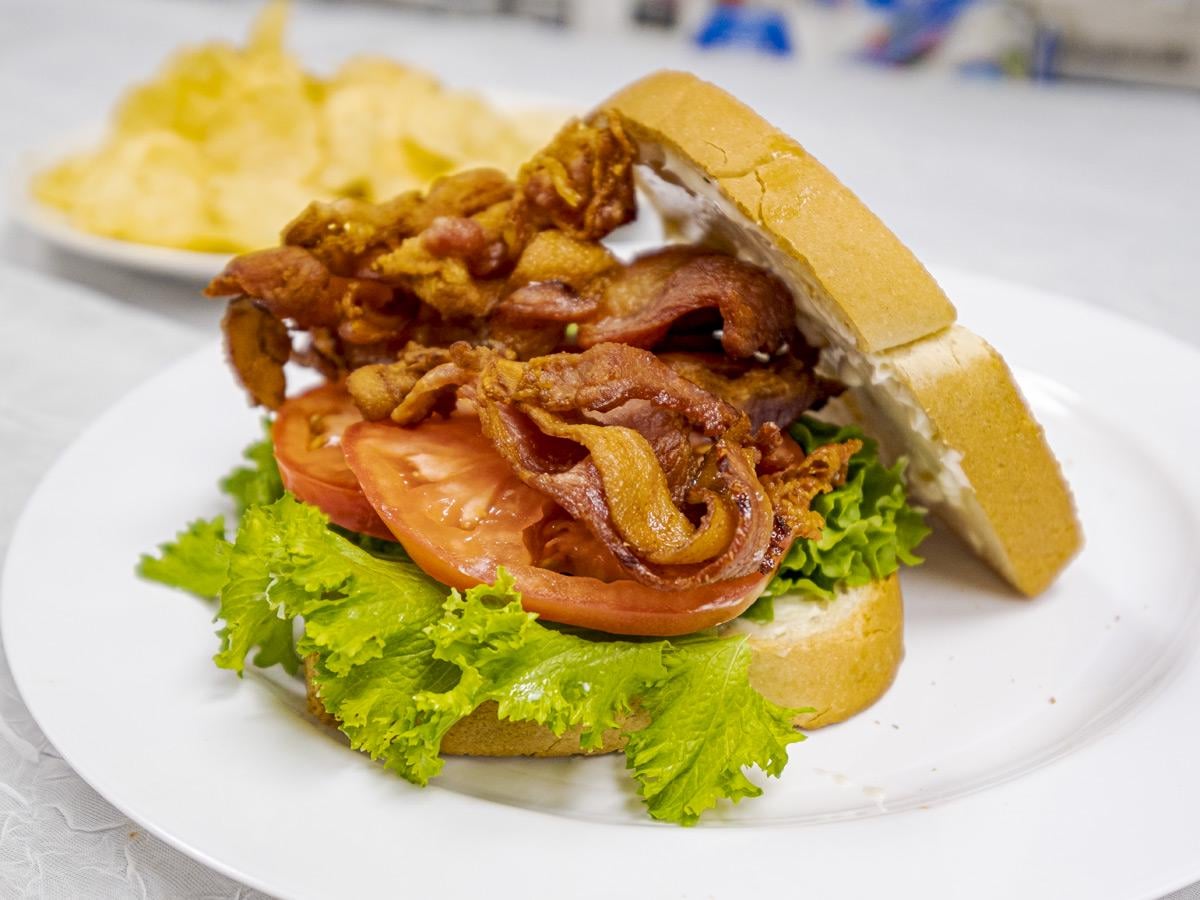 Crispy and loaded BLT - Dining and Cooking