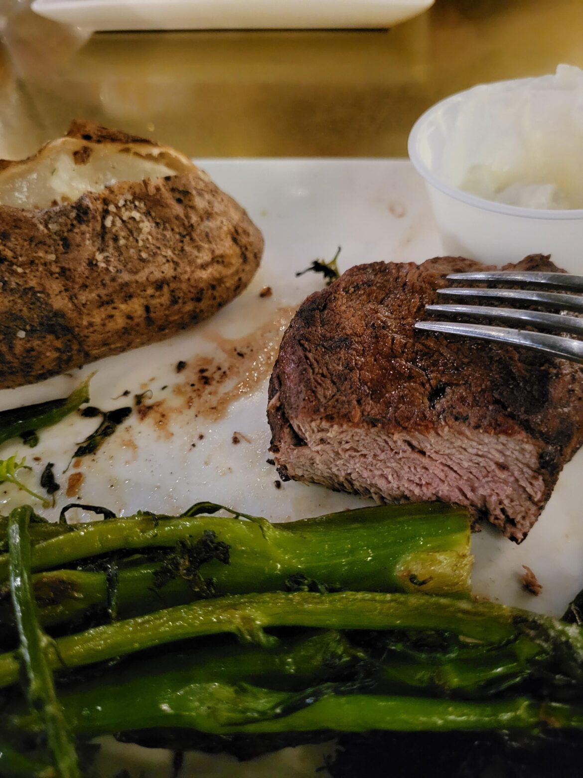 I ordered med rare.... - Dining and Cooking