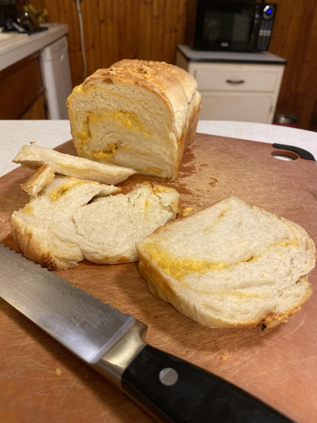 Cheddar Bread for Mothers Day - Dining and Cooking