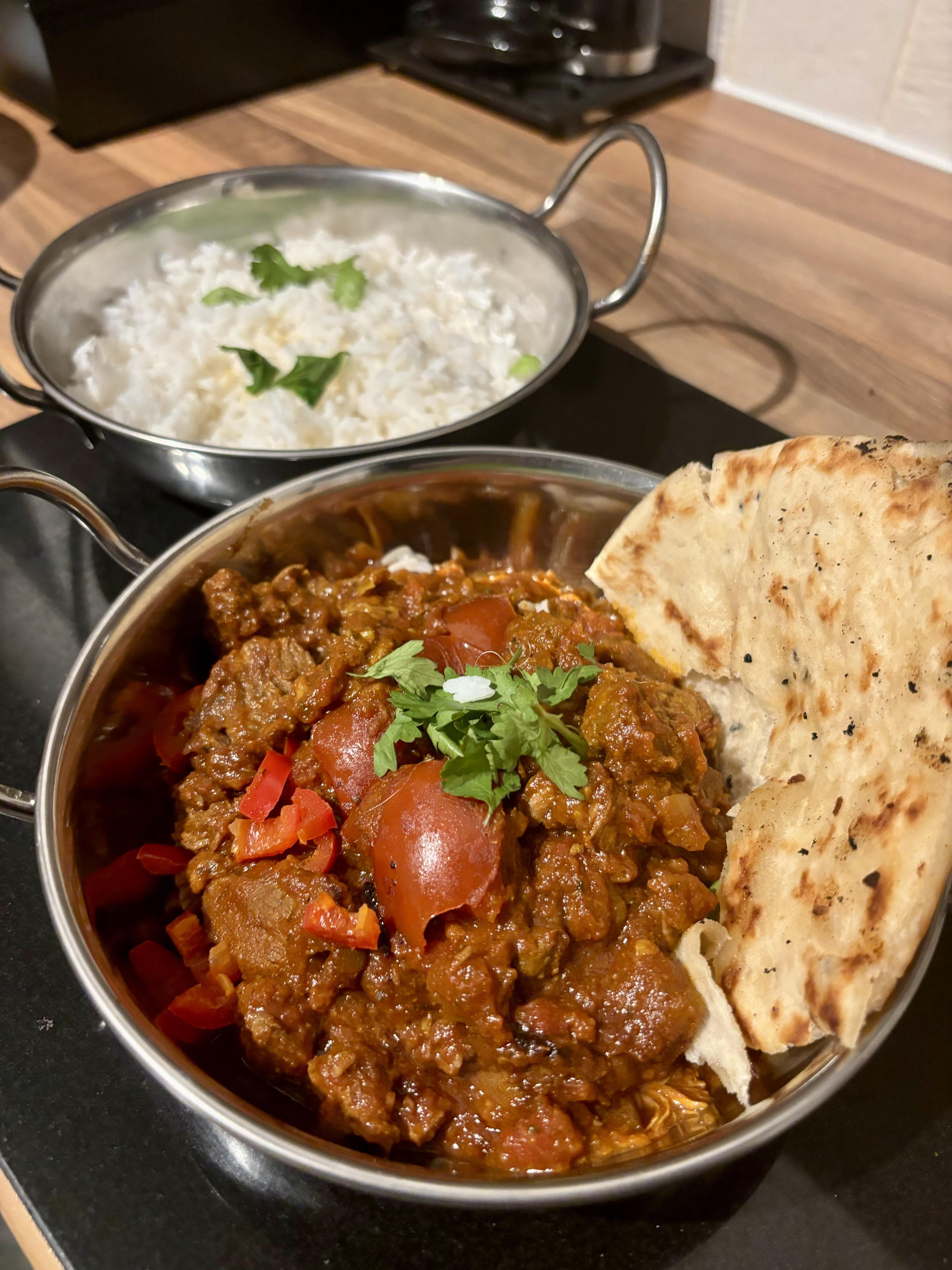 Beef Rogan Josh with rice and naan - Dining and Cooking