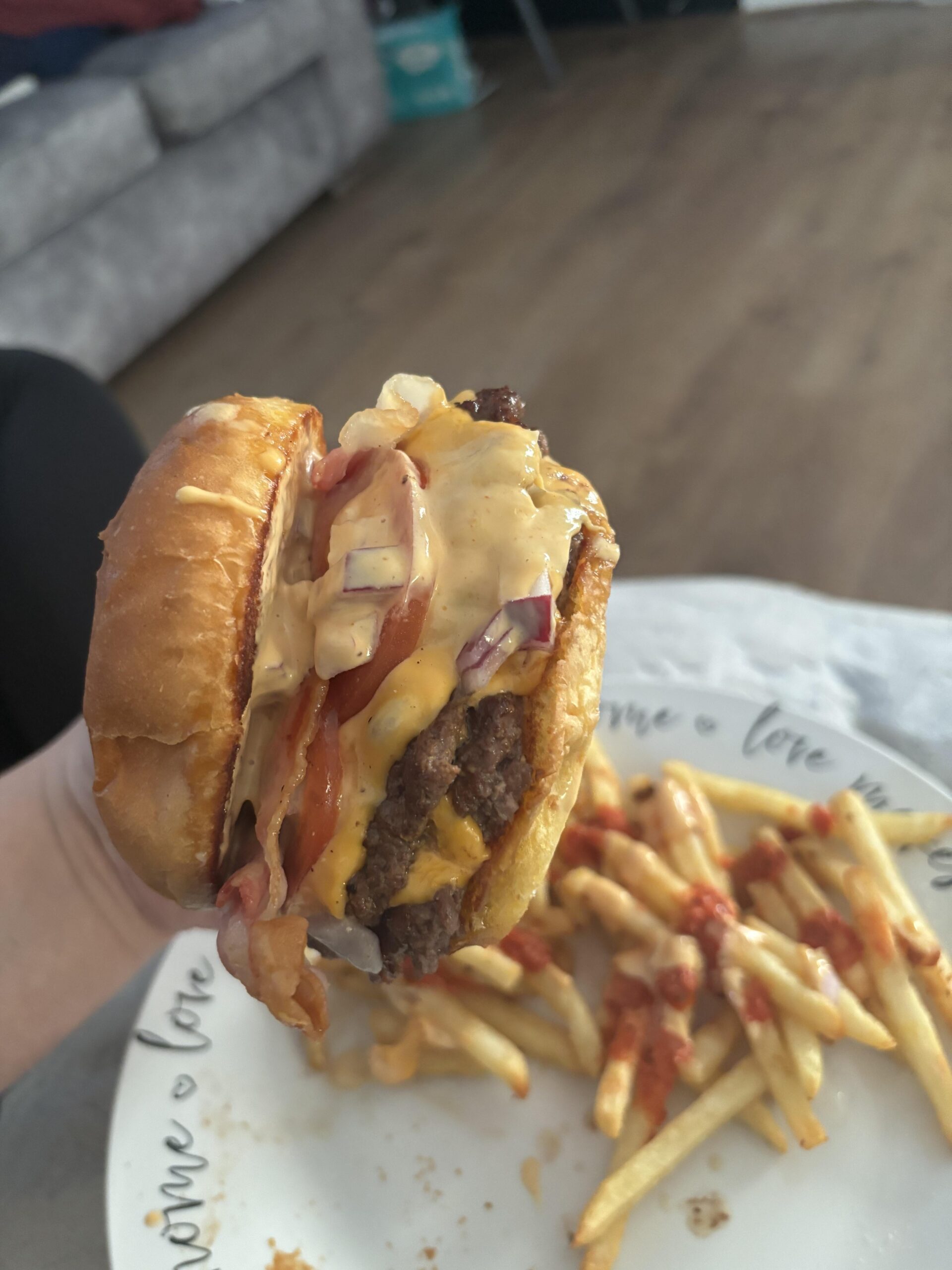 Double bacon smash - Dining and Cooking