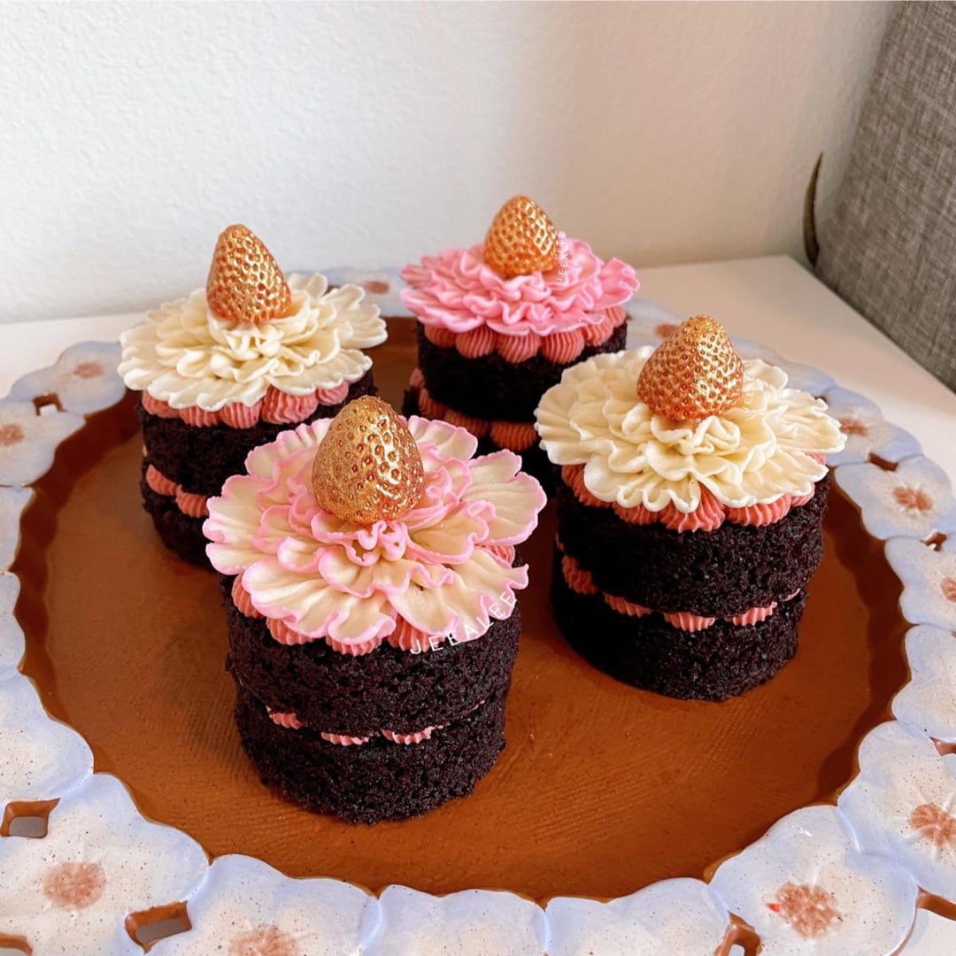 I made mini chocolate cakes! - Dining and Cooking