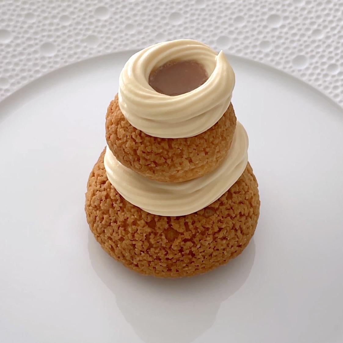 Choux au Craquelin with Banana Custard & Salted Caramel (Banoffee Cream ...