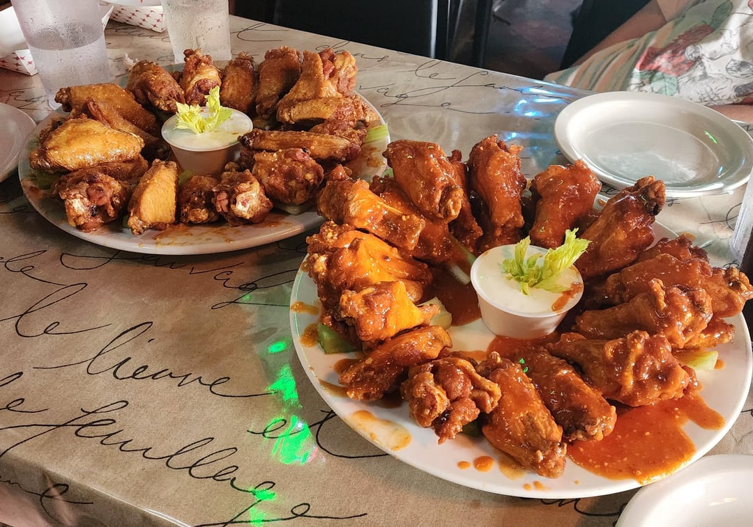 Nine-Eleven Tavern Buffalo, NY - Dining and Cooking
