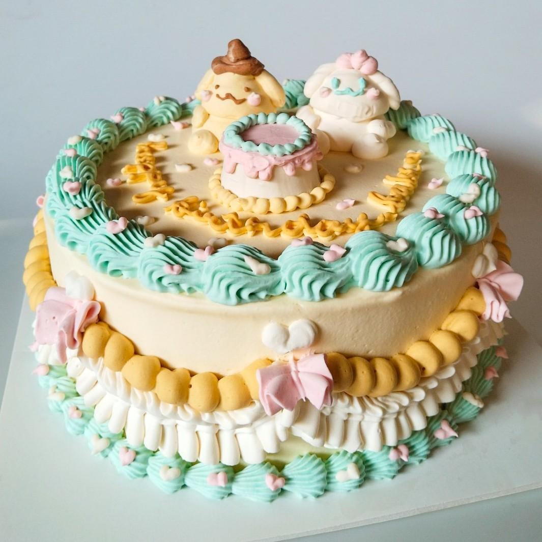 pompompurin and cinnamoroll vintage cake I madeeee ♡ - Dining and Cooking