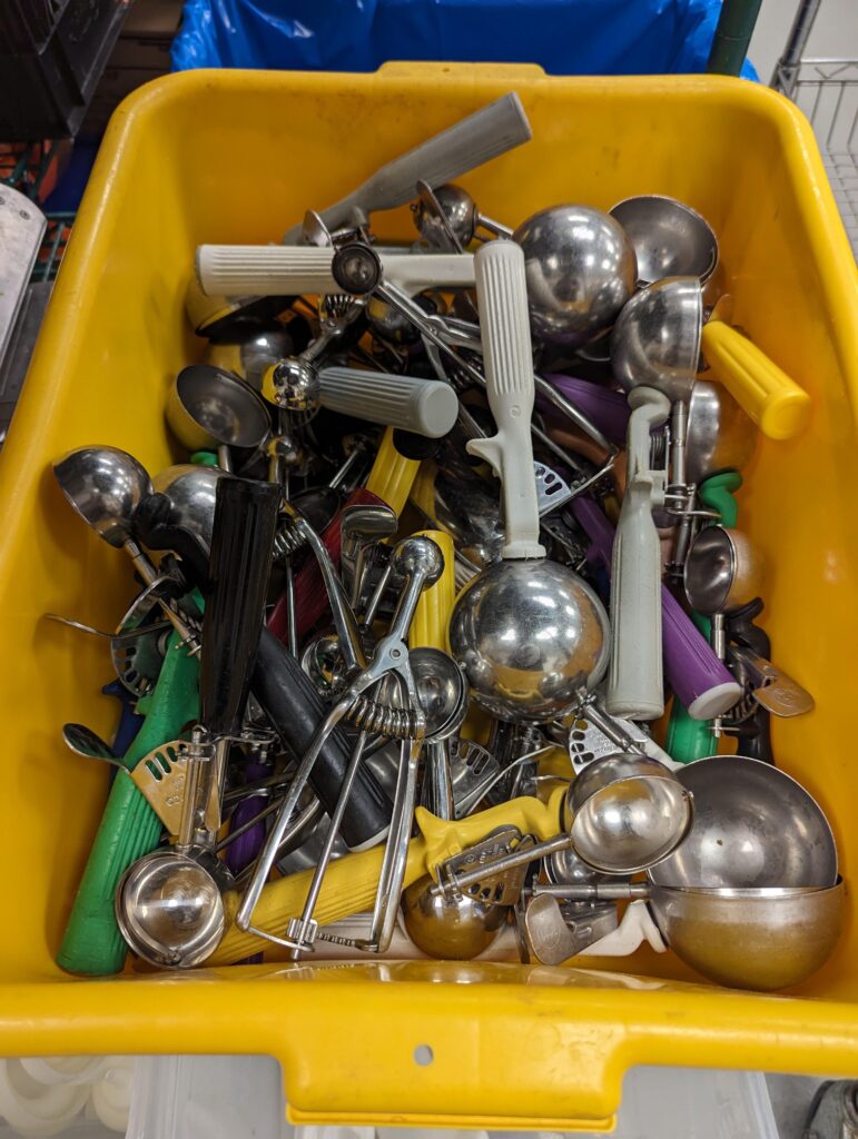 Y'all got storage solutions for portion scoops? - Dining and Cooking