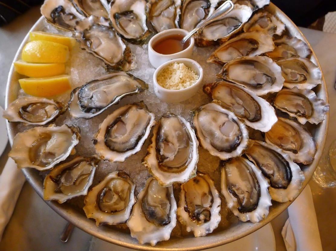 Totten inlet west coast oysters - Dining and Cooking