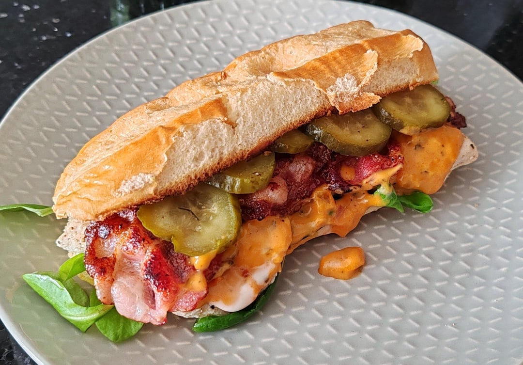 [Homemade] Toasted Chipotle Chicken Sub with Bacon, Lettuce and Pickles ...