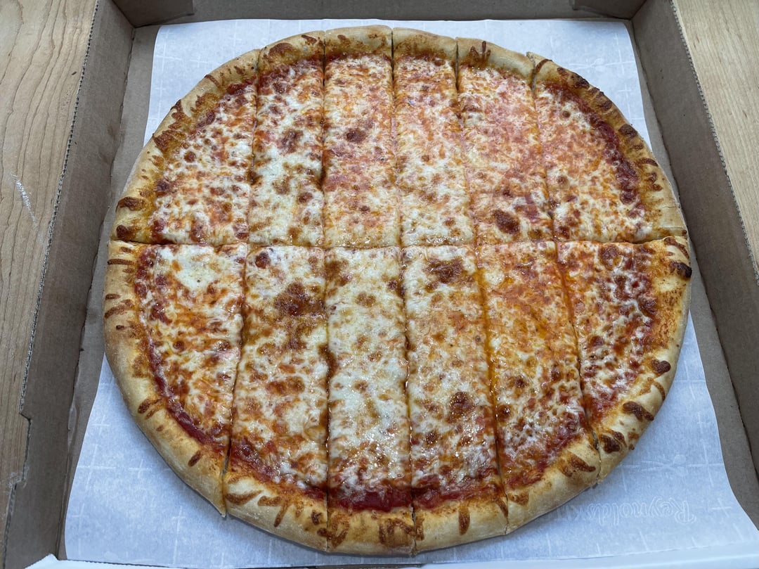 First attempt at Quad City style. Home Oven Pizza. - Dining and Cooking