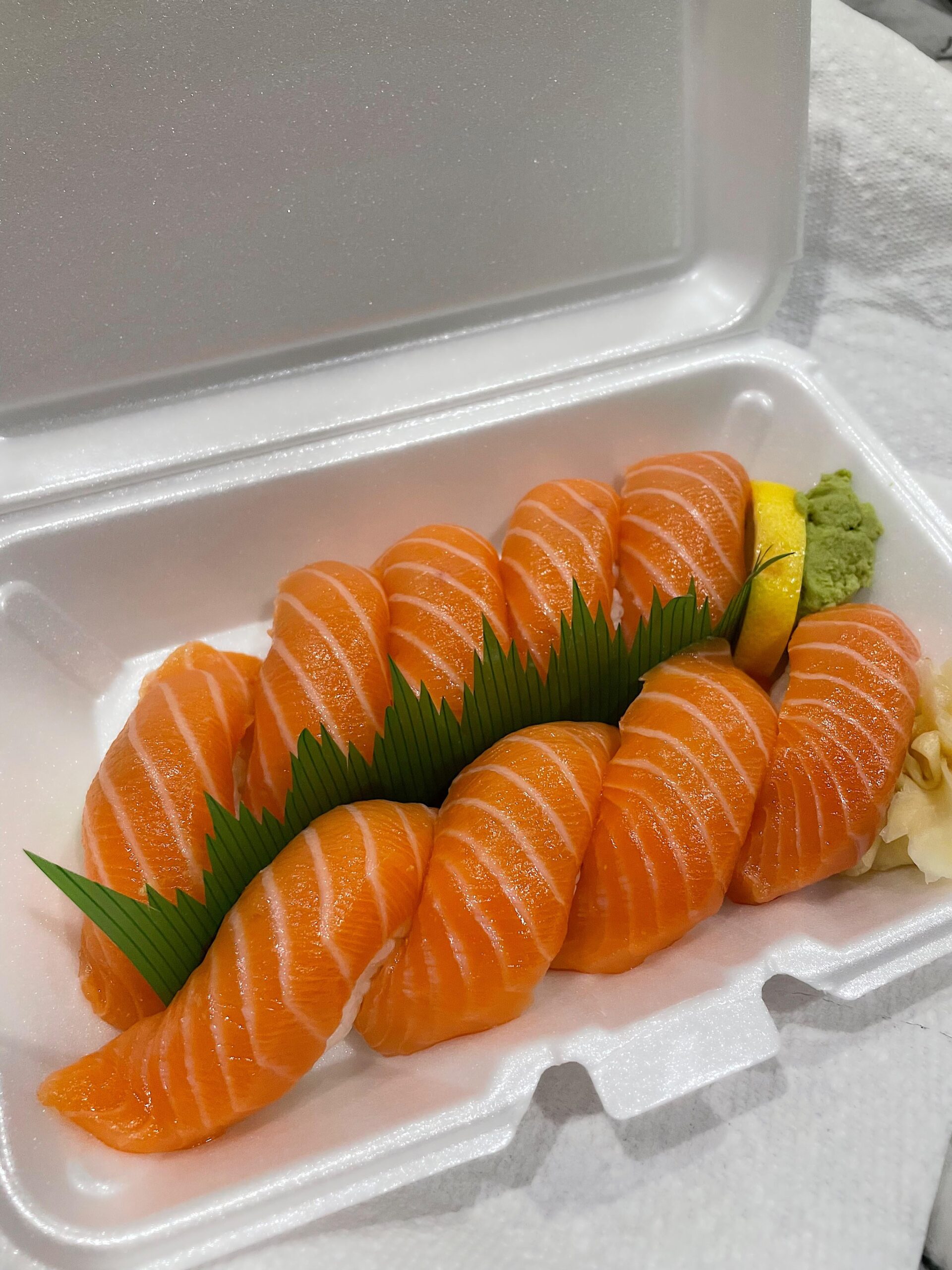 Worst tasting sushi I’ve had :( - Dining and Cooking