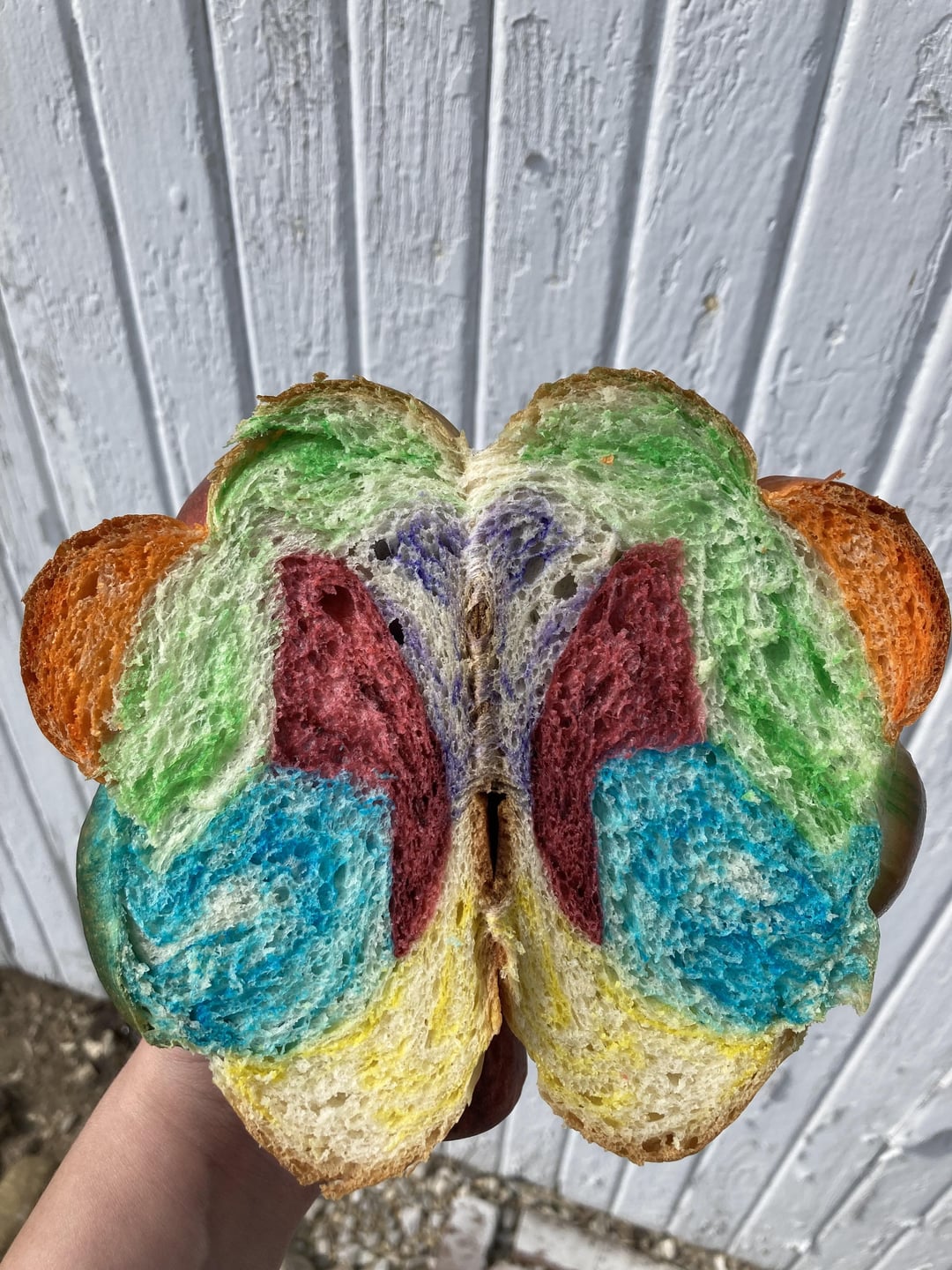 Cross sections of pride bread - Dining and Cooking