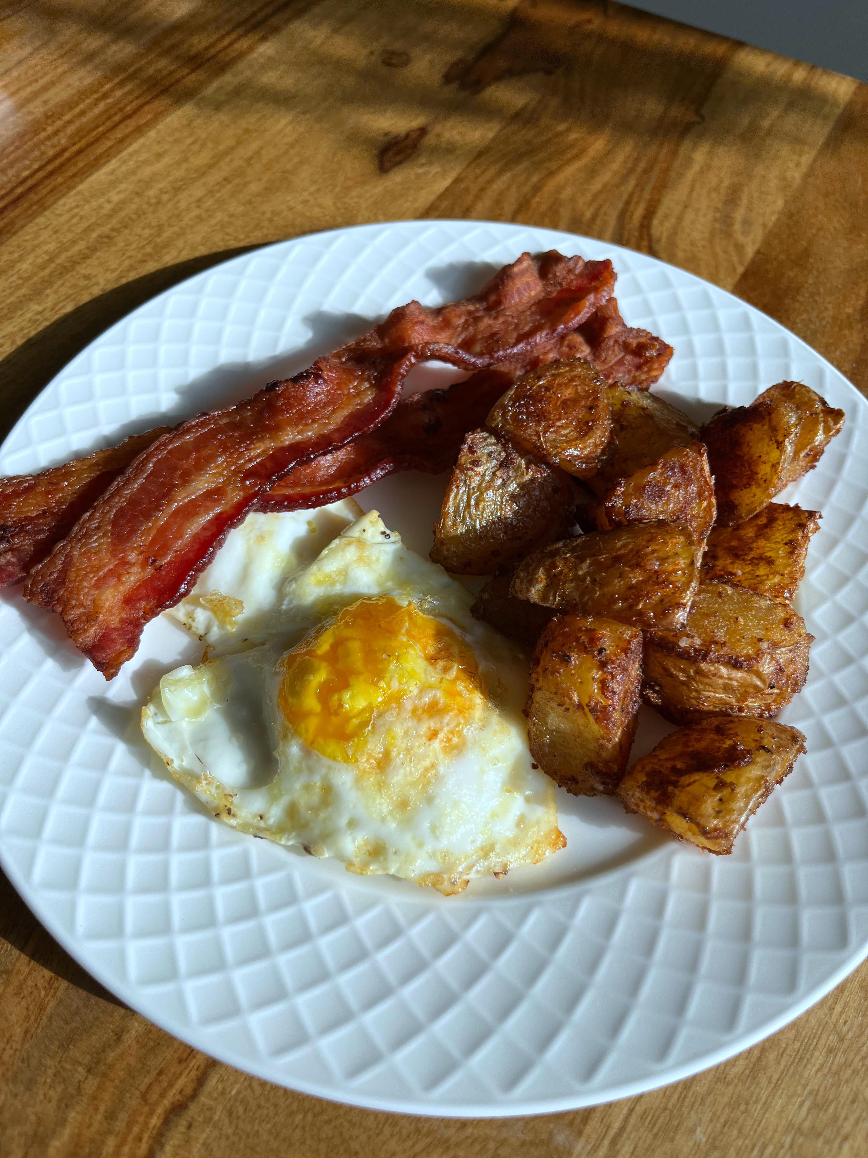 Simple American Breakfast - Dining and Cooking