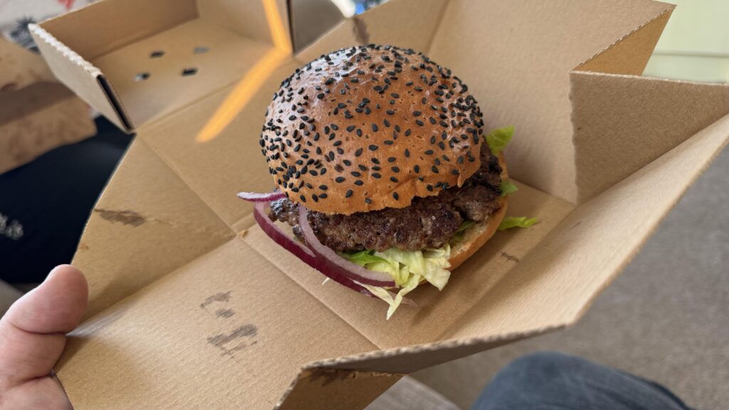 Rate my Takeaway Burger - Dining and Cooking