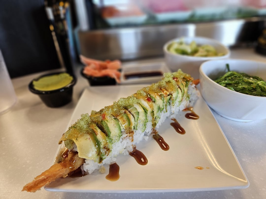 Trappers Sushi 🍣 calories? Tukwila roll, Mt. Si roll, cucumber salad ...