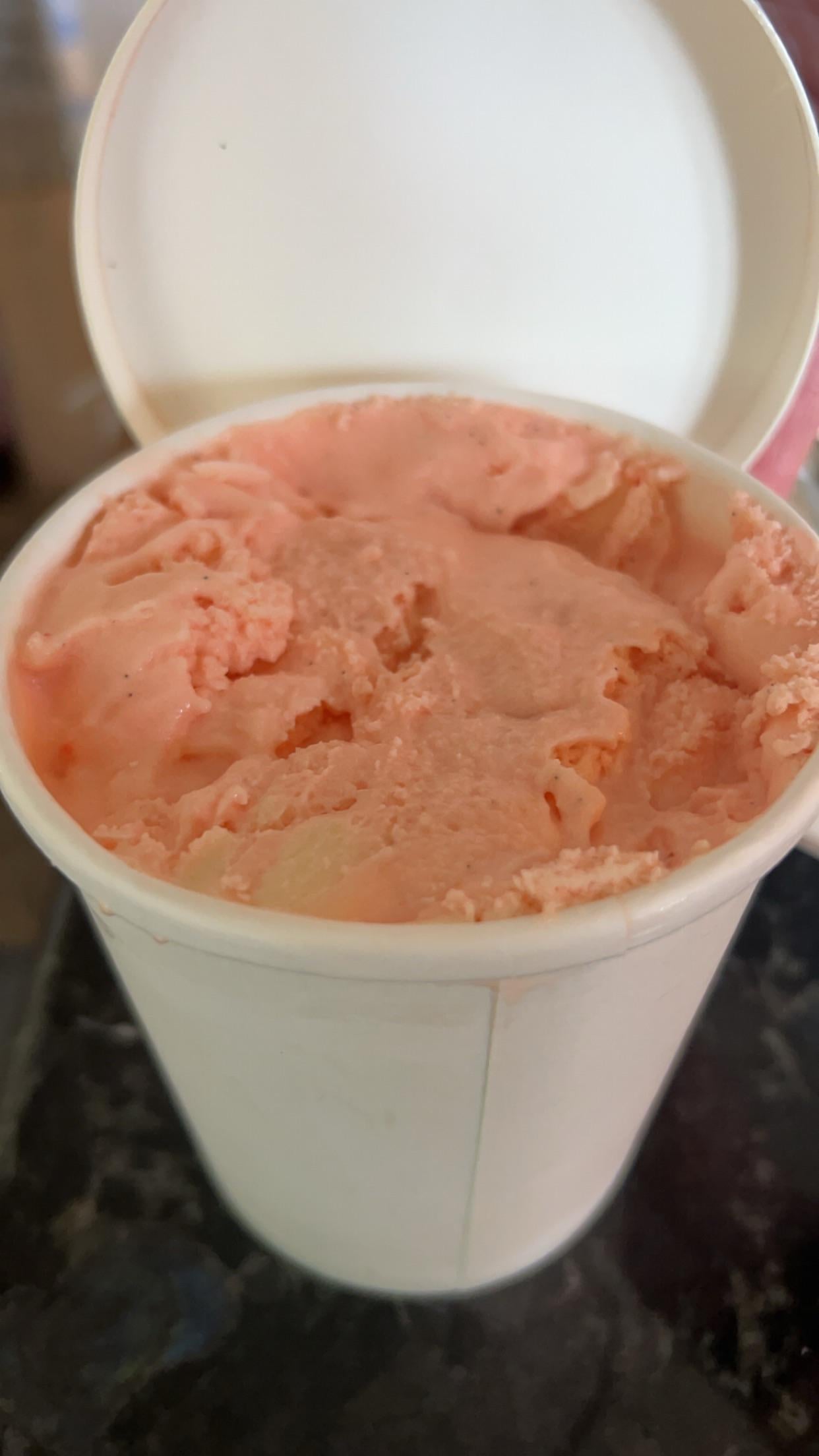 Lychee ice cream - Dining and Cooking