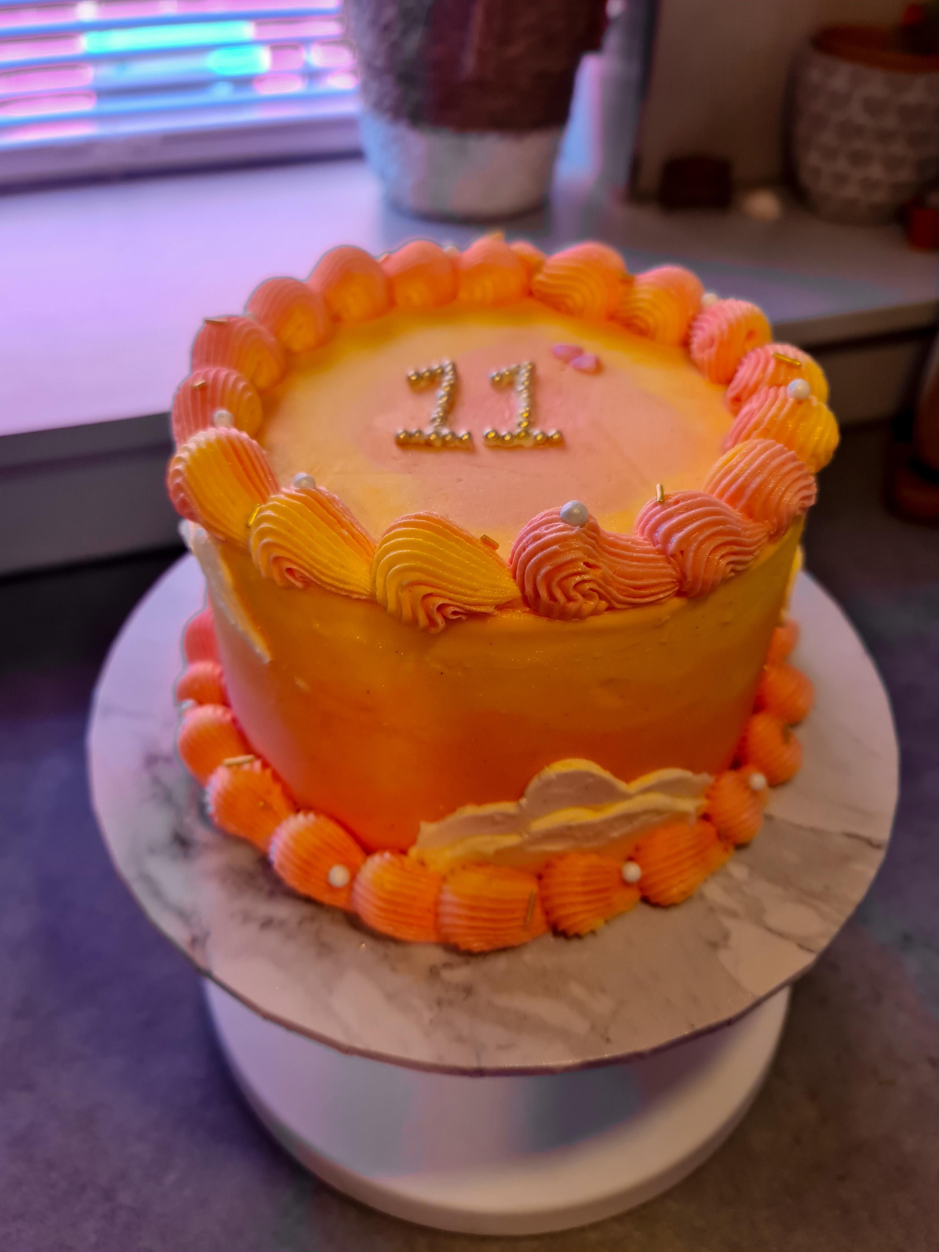 My niece wanted a sunset themed cake - Dining and Cooking