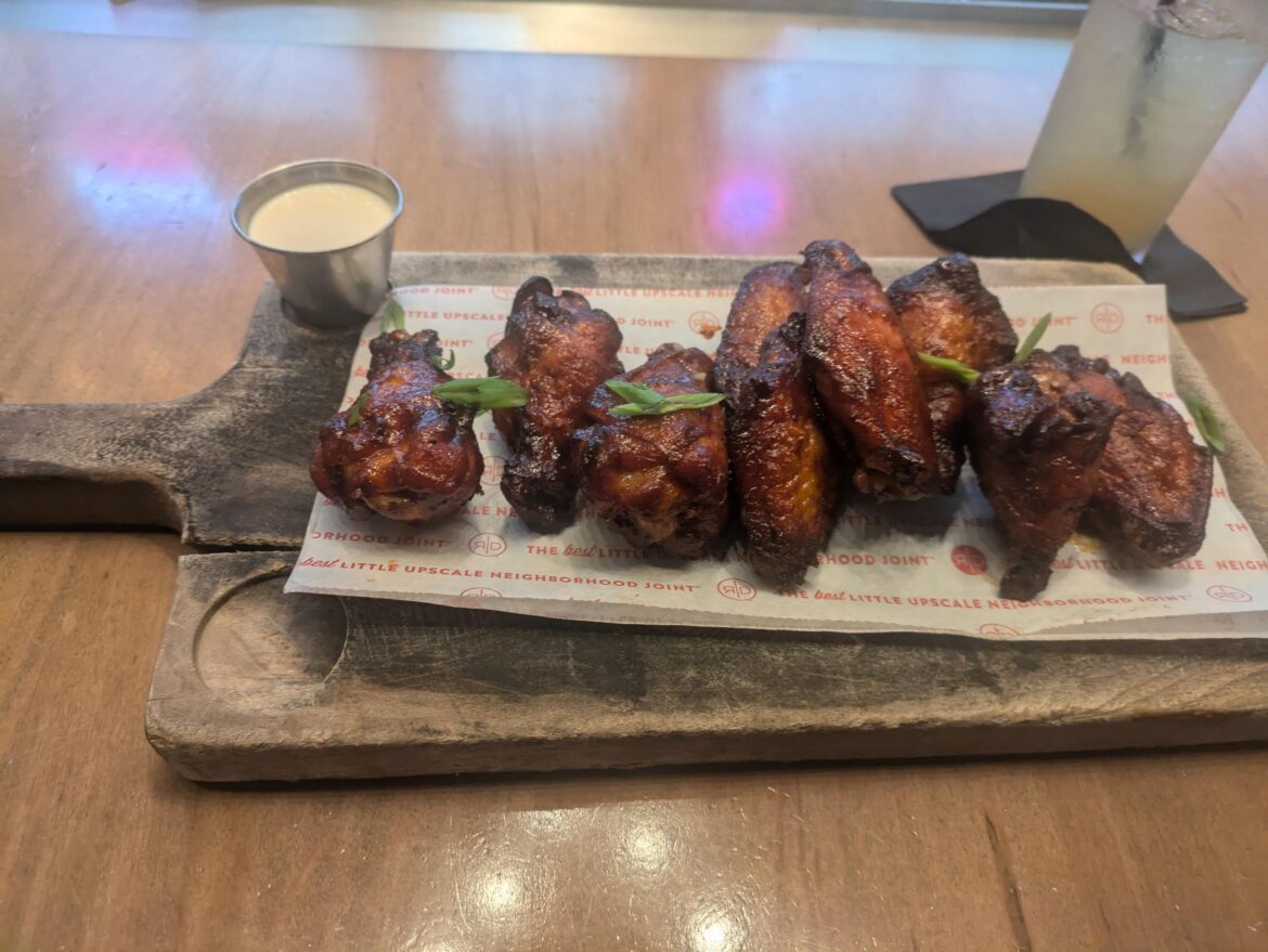 The only local wings I'll get - Dining and Cooking