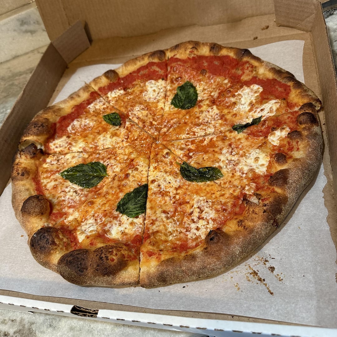 Plain cheese, first go with a new dough formula - Dining and Cooking
