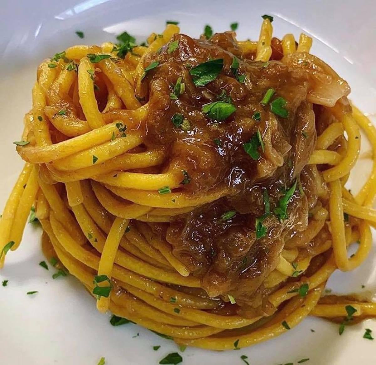 introducing my favourite pasta: the Bigoli in salsa. - Dining and Cooking