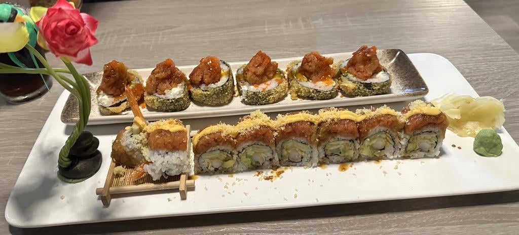More Yummy Rolls from a new Japanese Restaurant - Dining and Cooking