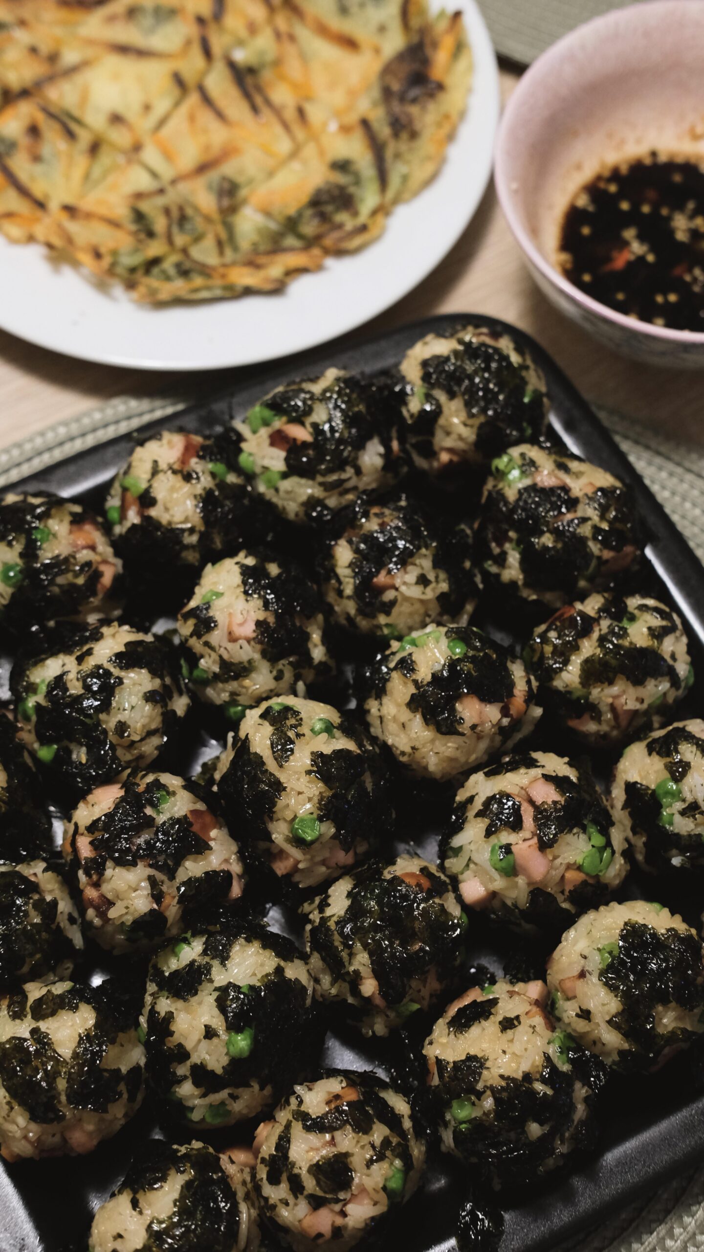 Homemade rice balls - Dining and Cooking