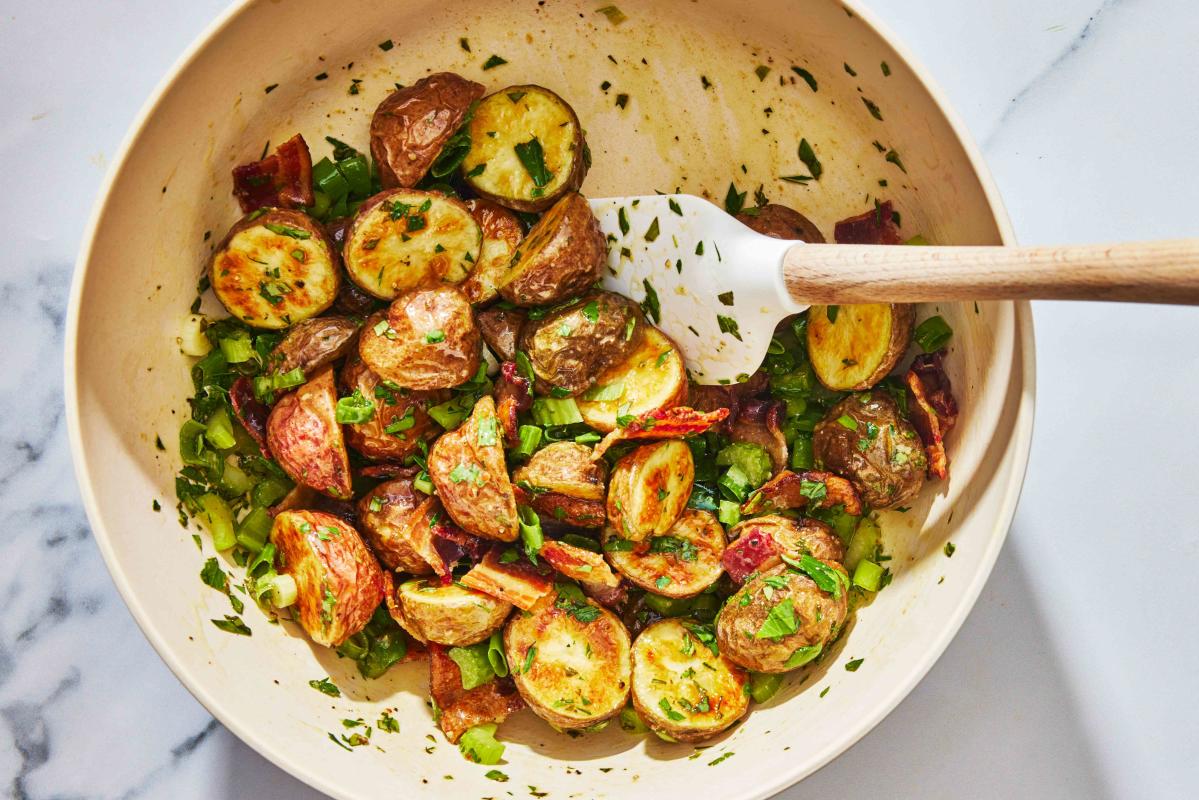 What's The Difference Between Roasting And Baking? - Dining and Cooking