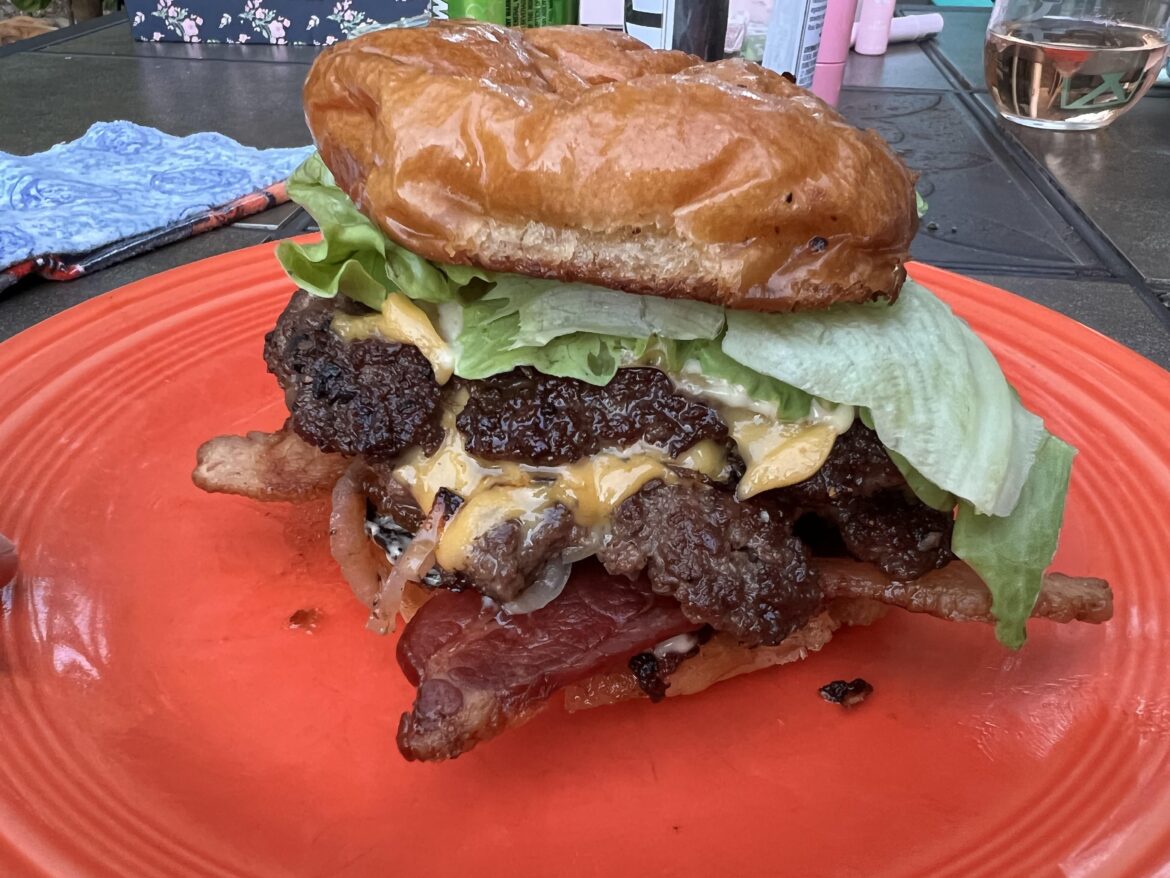 Homemade Whopper - exact copycat replica - Dining and Cooking