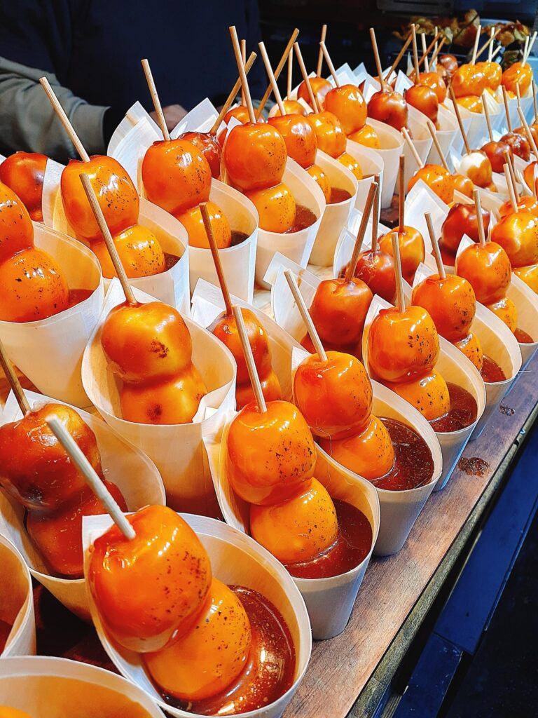 Japanese Mochi-sweets “Mitarashi-dango” in Arashiyama,Kyto - Dining and ...
