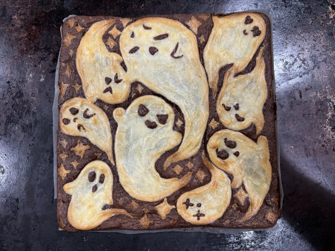 Derpy Ghost Cheesecake Brownies - Dining and Cooking