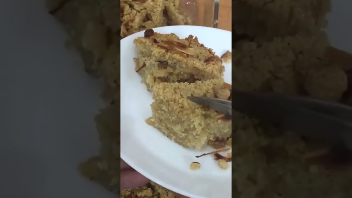 Basbousa (Harissa) Suji ka Cake Middle Eastern Sweet Semolina Cake ...