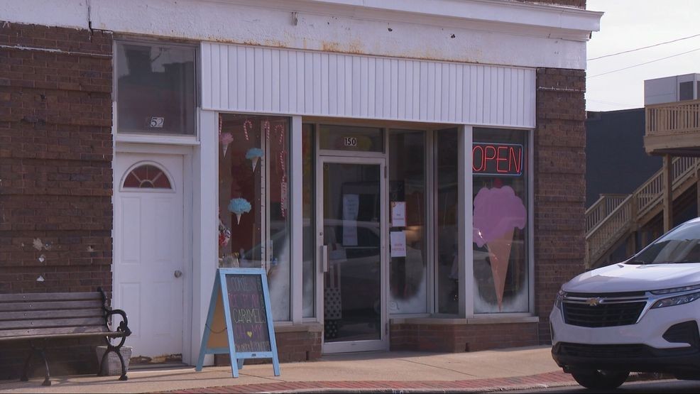 Ice cream shop empowers those with disabilities - Dining and Cooking