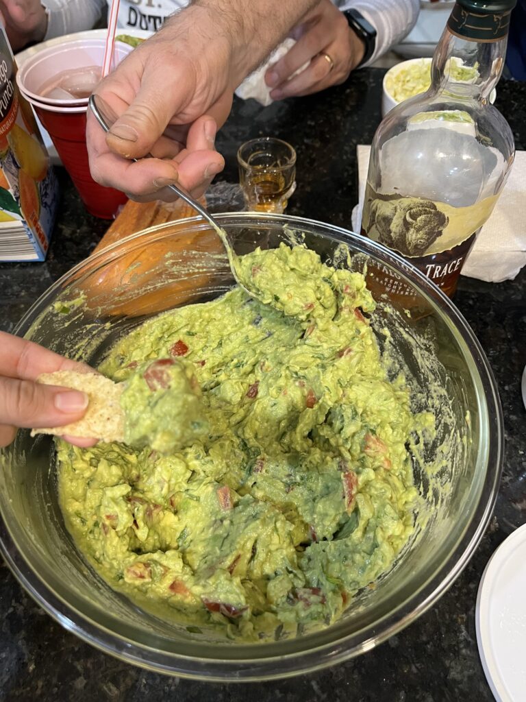 Love some fresh guac 🥑 - Dining and Cooking