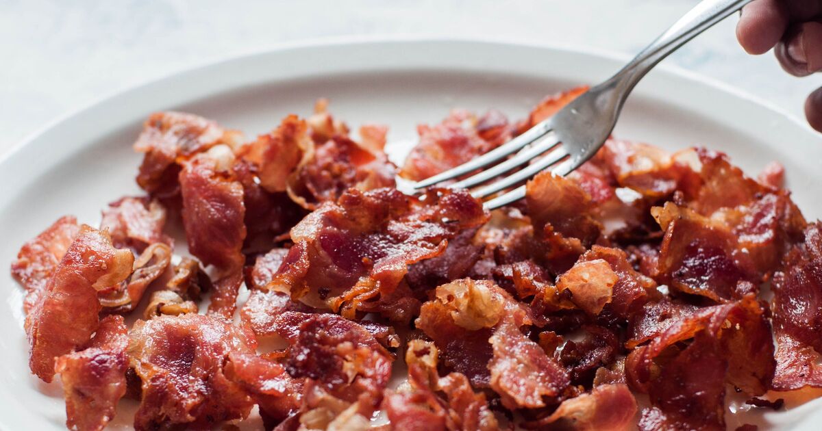 How to cook crispy bacon fast without frying or using any oil - Dining ...