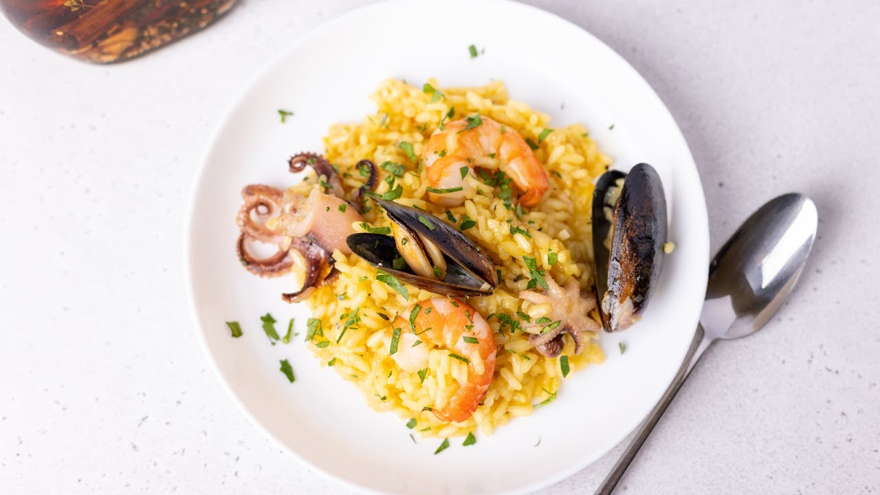 5-Minute Creamy Seafood Risotto | Quick & Easy Italian Recipe! - Dining ...
