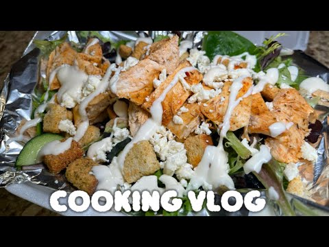 How To Make The Best Tossed Chicken Salad, Quick & Easy Dinner Ideas ...