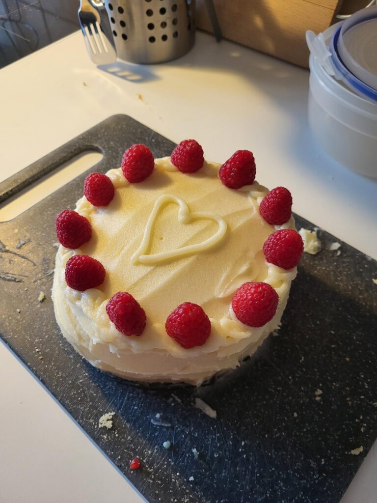 I made my first ever cake! - Dining and Cooking