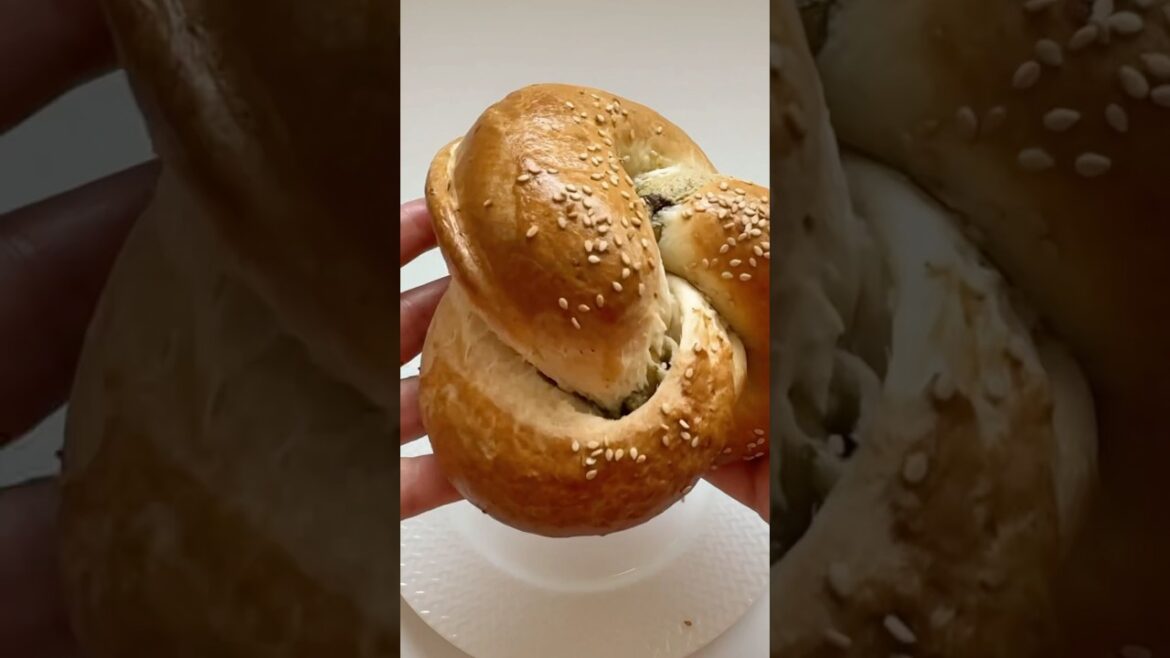 Armenian Easter Bread meets Dubai Chocolate. Full recipe in the ...