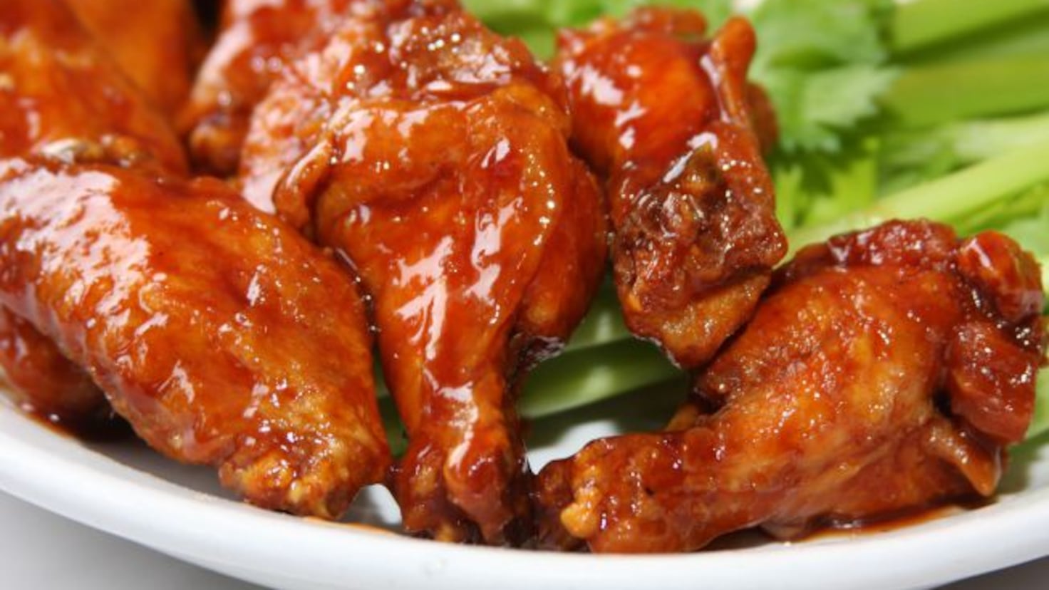 The “trash bag chicken” recipe from Kate Hudson’s Netflix series ...