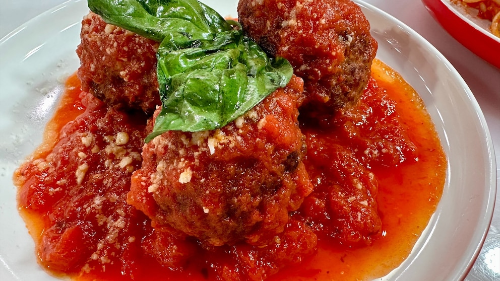Mario Carbone shares famed homemade meatballs recipe - Dining and Cooking