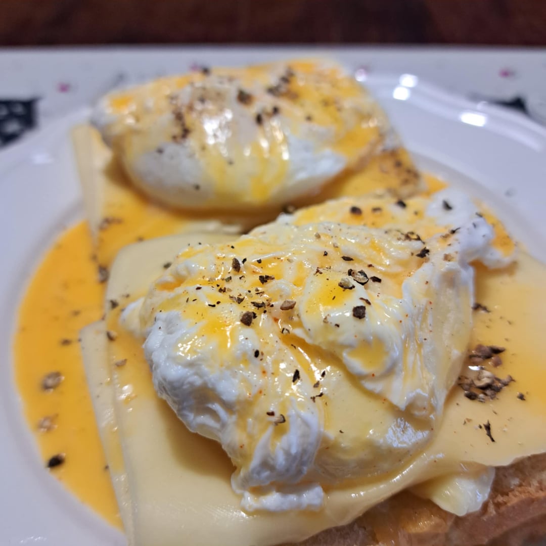 egg benedict with homemade bread - Dining and Cooking