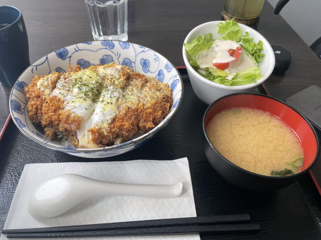Best Katsu Don ever: Sakawa Coffee in Danford Av. - Dining and Cooking