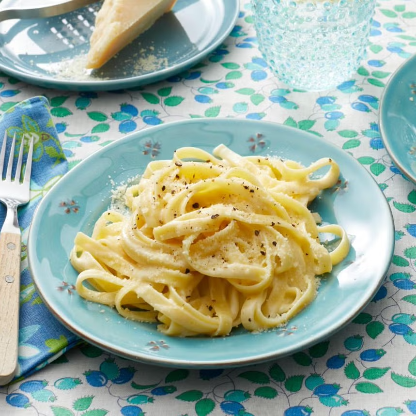 9 Best Alfredo Recipes That Are Perfect For Any Pasta Lover - Dining ...